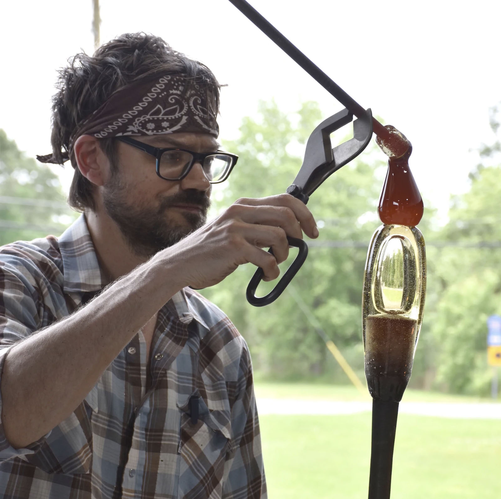 Vibrant Things – Friedman Benda